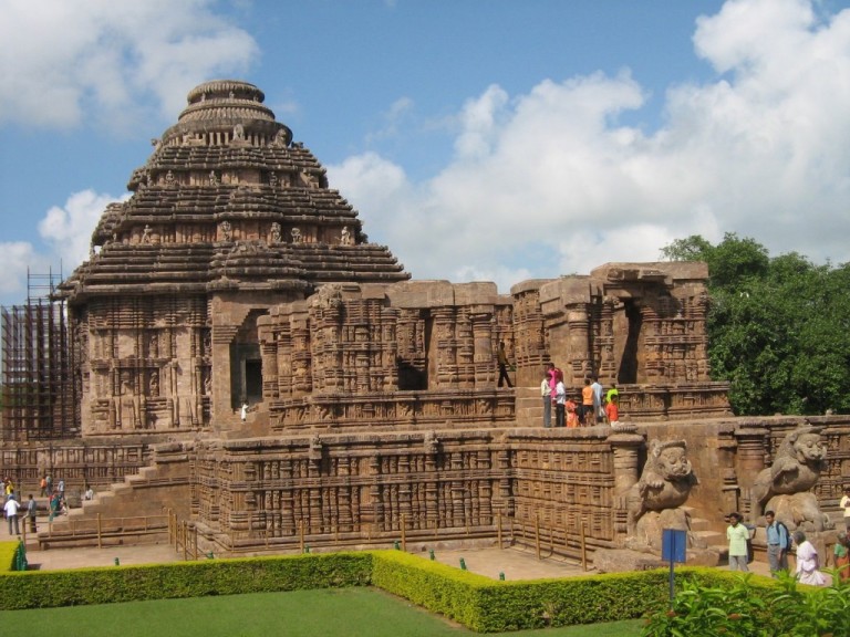 The 5 Most Mysterious Temples in India.