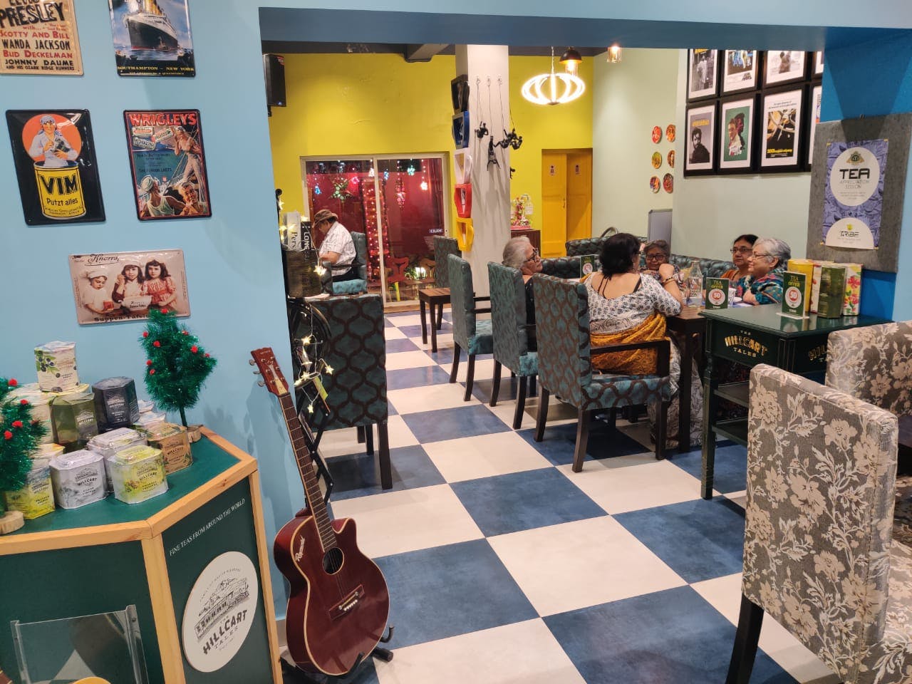 Top 10 Most Famous Cafes in Kolkata – Topcount